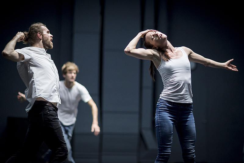 Divadlo Ponec - PLAY.CZ