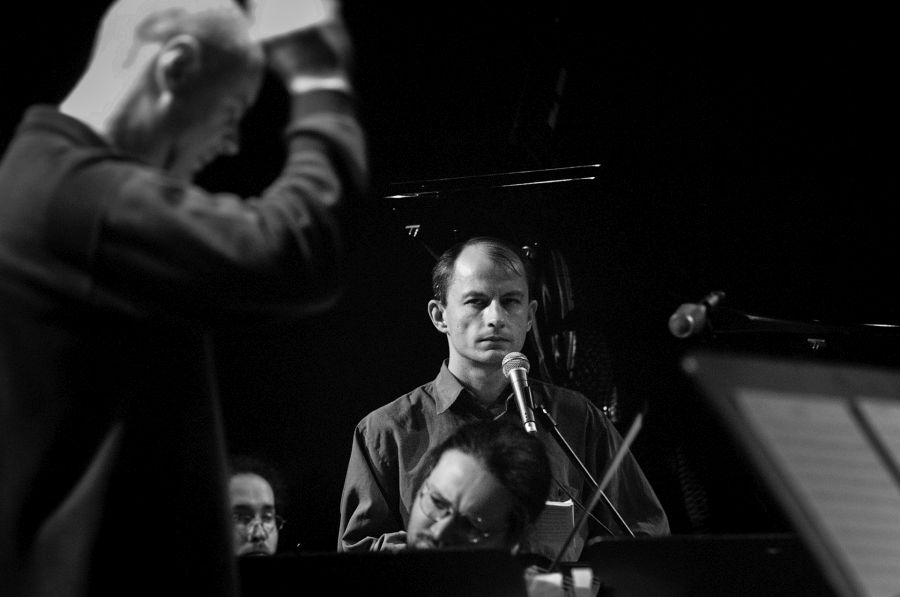 Filip Topol a Agon Archa Theatre - PLAY.CZ