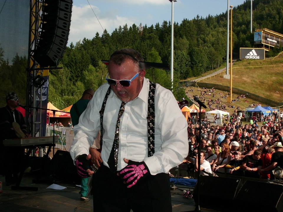 Doctor P. P. vzpomíná na svět bez iPhonů - PLAY.CZ